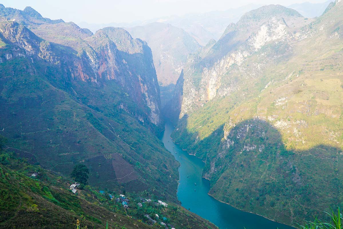 Nho Que River in Ha Giang - Boat Tour & Viewpoints