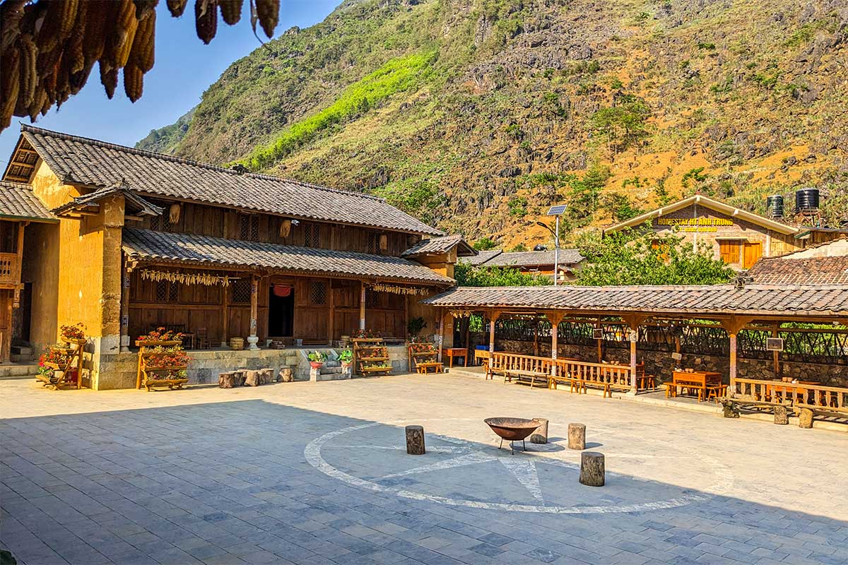 Pavi Hmong Village - Homestay experience & 4 things to do - Local Ha Giang