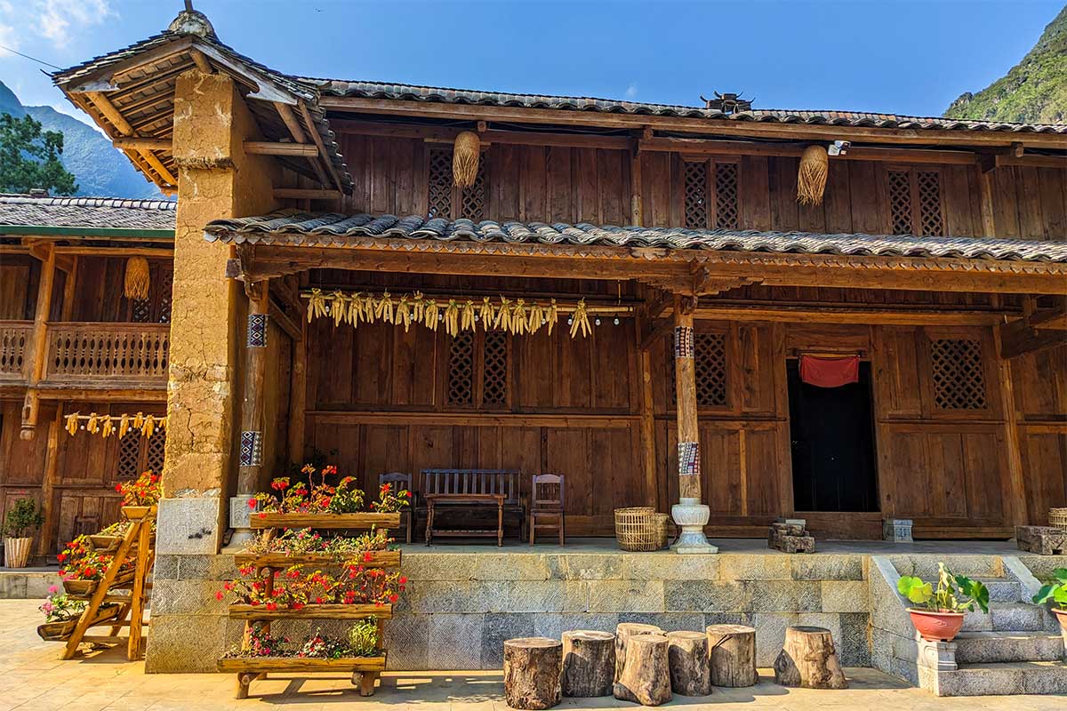 Pavi Hmong Village - Homestay experience & 4 things to do - Local Ha Giang